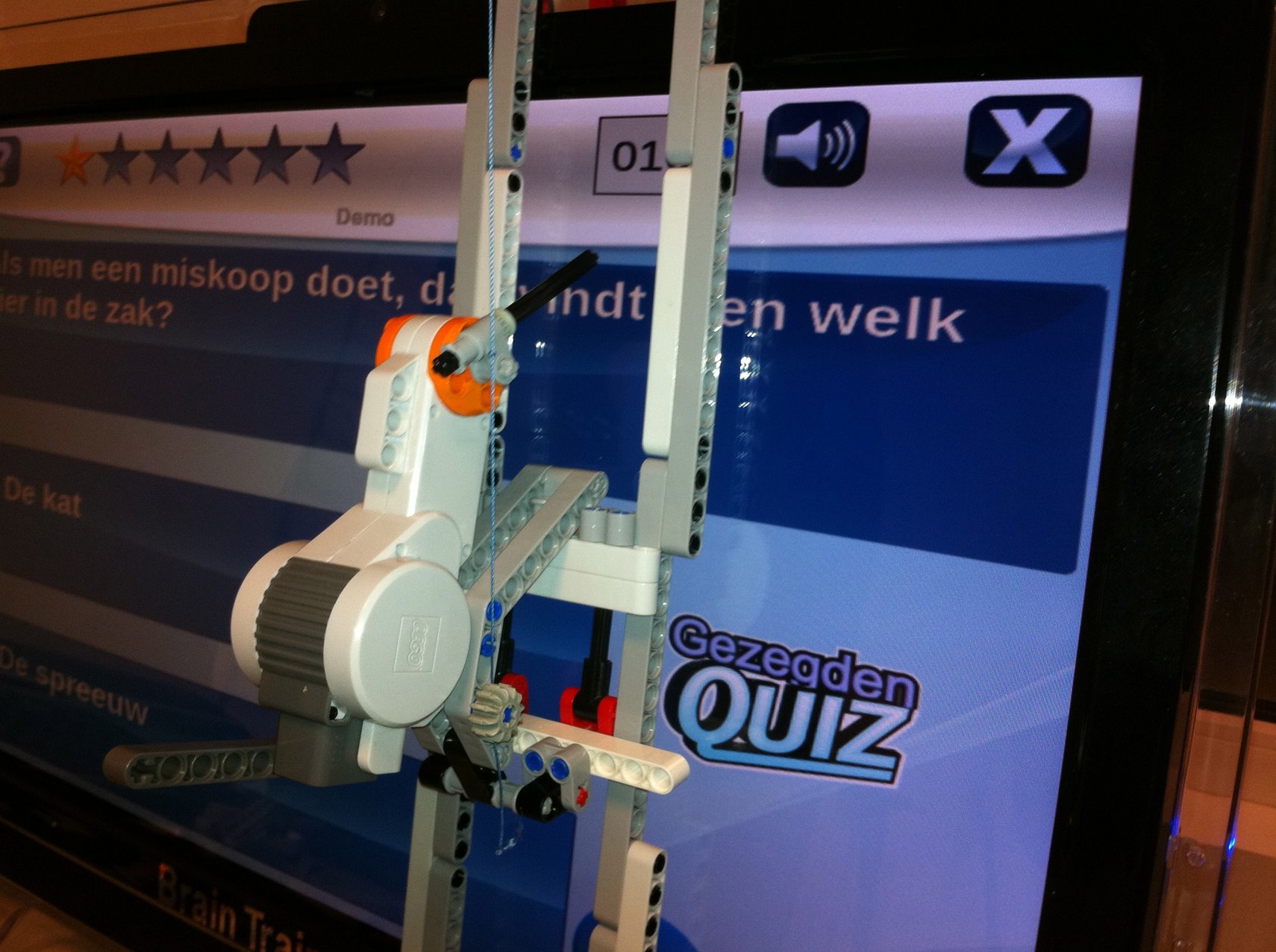 Fully automated touch screen testing lego mindstorms robot v1 | Rene ...